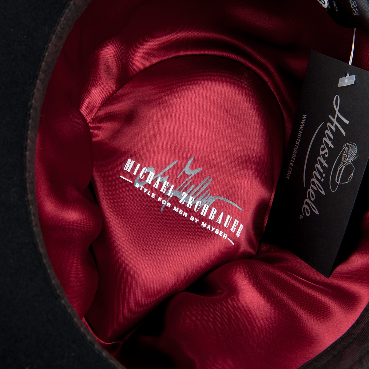 Trilby James in Velour by MICHAEL ZECHBAUER --> hut.net